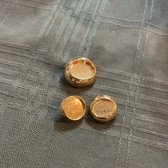 St. John | Accessories | St John Goldplated Buttons | Poshmark